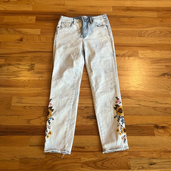 DRIFTWOOD | Jeans | Driftwood Gizelle Embroidered Girlfriend Acid Wash ...